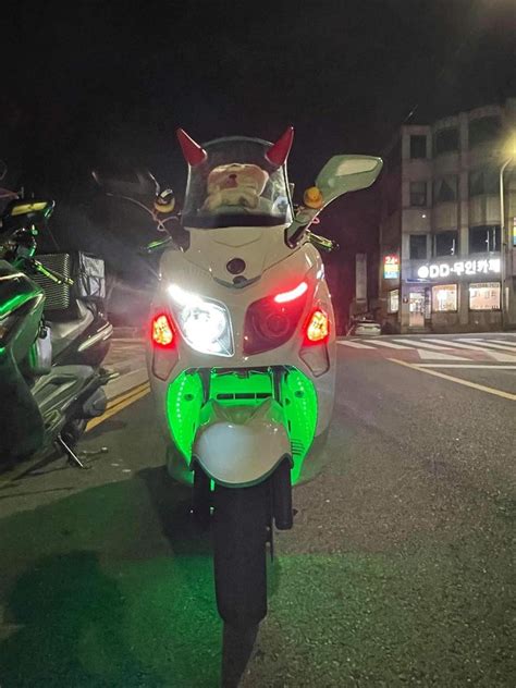 민트색 공장도색 보이져125 팝니다 헬로마켓