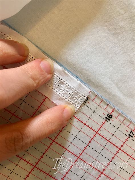 Tutorial How To Insert Raw Edged Insertion Lace The Dreamstress