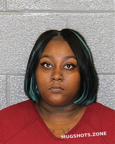 Martin Shaquila 01312024 Mecklenburg County Mugshots Zone