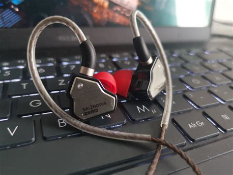Salnotes Zero Insane R Headphones