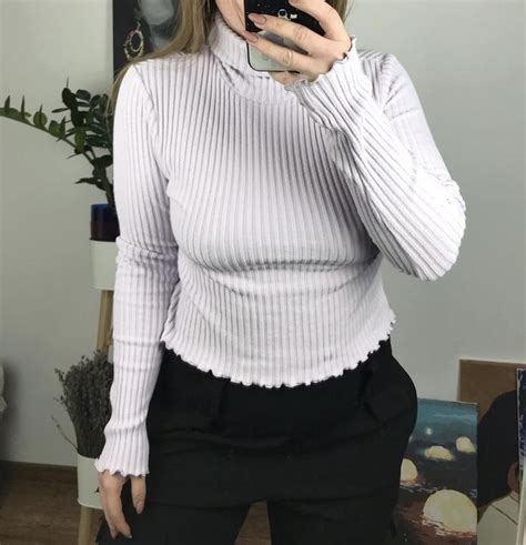 Лонгслів Ginatricot — ціна 200 грн у каталозі Лонгсліви Купити жіночі речі за доступною ціною на