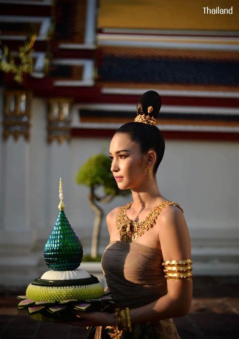 Loy Krathong Festival Thailand 🇹🇭 Festival Thailand Celebrities