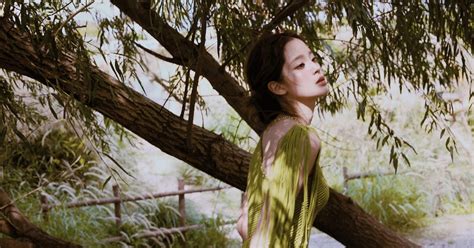 China Entertainment News Nana Ouyang At Fashion Event