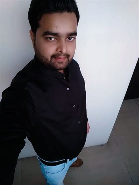 Vivek Mishra Mishra