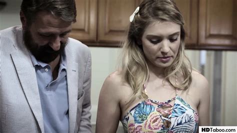 Papi Hat Mich Und Seinen Alten Freund Erwischt Xhamster