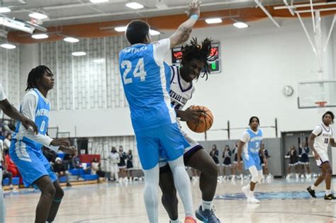 Newark Collegiate Outlasts Newark Tech Behind Solomon In Divisional