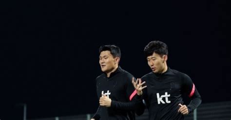 손흥민 김민재 한 팀 기회 놓쳐…토트넘은 후회하며 살고 있다