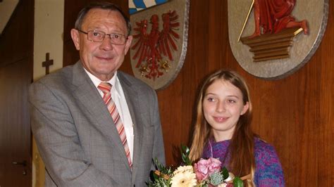 Der Hausmeister Hat Sie Entdeckt Michelle Karch 15 Gerade Noch