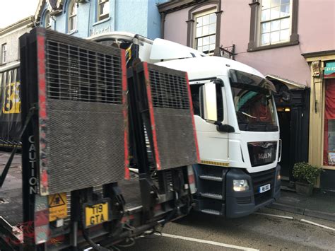 Investigation Launched After Man Dies Following Attack By Bull At Llandeilo Farm