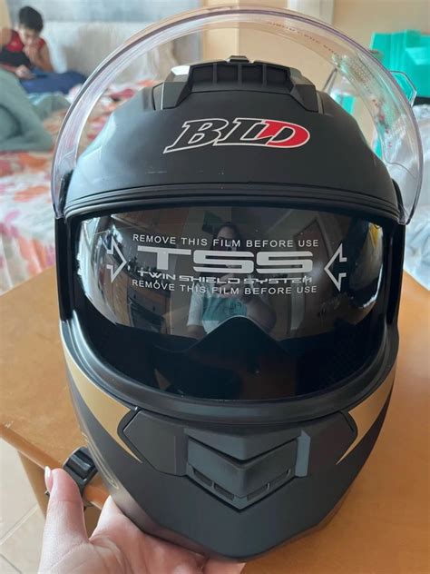 Продам новий шолом модуляр трансформер з окулярами оригінал 2 390 грн Мотошоломи Київ на Olx