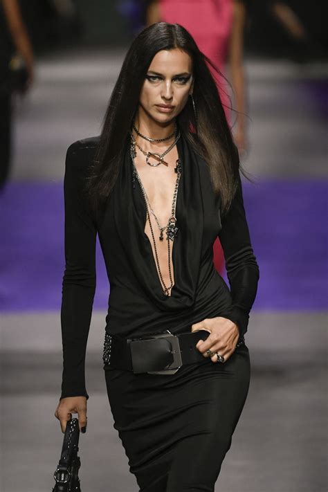 Irina Shayk Walks Runway At Versace Fashion Show In Milan Hawtcelebs