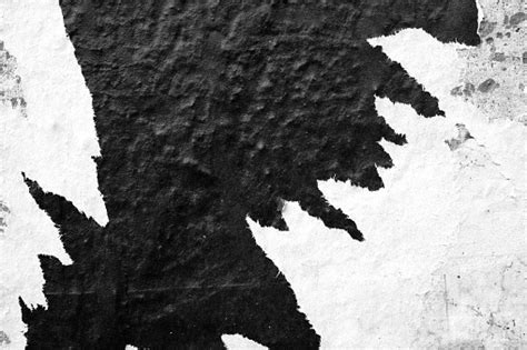 빈 흰색 검은 색 오래 찢어진 찢어진 종이 구겨진 된 포스터 그런 지 텍스처 배경 플래카드 0명에 대한 스톡 사진 및 기타 이미지 0명 간판 거리 Istock