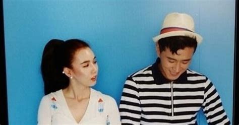 진태현 박시은 커플 화보 공개 화보 현장서도 손 꼭 잡으며 애정 과시