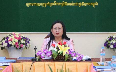 លោកជំទាវ សេង វណ្ណសាយ ដឹកនាំកិច្ចប្រជុំ និងទស្សនកិច្ចសិក្សាប្រចាំឆមាស ឆ្នាំ ២០១៧ លើកទី ៥