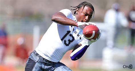 There Are Five ‘leaders In 4 Star Wr Taz Williams Jr S Recruitment On3