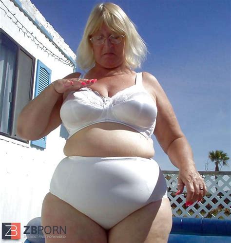 Mature And Grannies Clad Bikinis And Undergarments Zb Porn