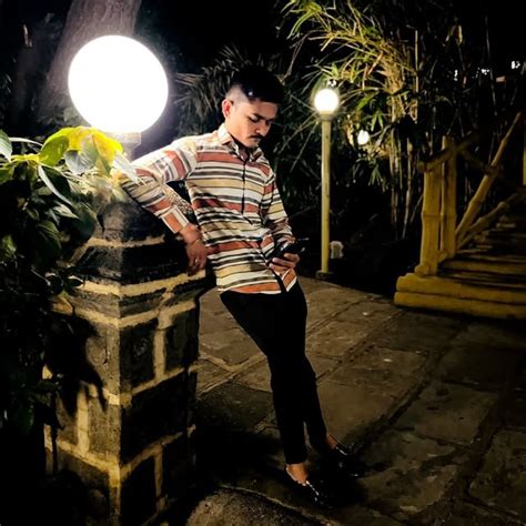 𝕯𝖆𝖗𝖘𝖍𝖎𝖙 𝕯𝖊𝖘𝖆𝖎 ♞ Darshitpateldd • Threads Say More