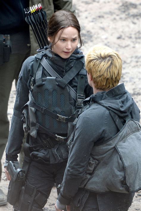 Jennifer Lawrence The Hunger Games Mockingjay Set Photos Paris