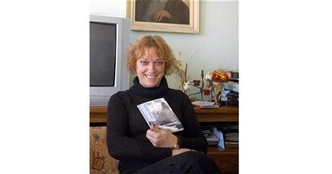 Надежда Захариева получи сърдечен пристъп