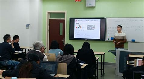 我院 届本科毕业论文设计开题顺利开展学院督导深入开题报告现场指导 化学工程学院