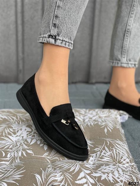 Лофери чорні з декором — ціна 803 грн у каталозі Лофери Купити жіночі речі за доступною ціною на