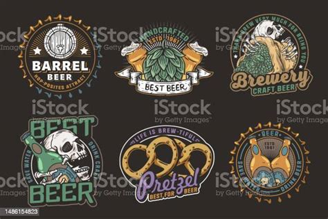 맥주 캡 캔 홉 스켈레톤 및 병이 있는 양조 엠블럼 또는 수제 맥주 로고의 맥주 세트 두개골 맥주 유리 및 바 펍 또는 양조장
