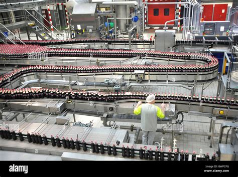 Coca Cola Production High Resolution Stock Photography And Images Alamy