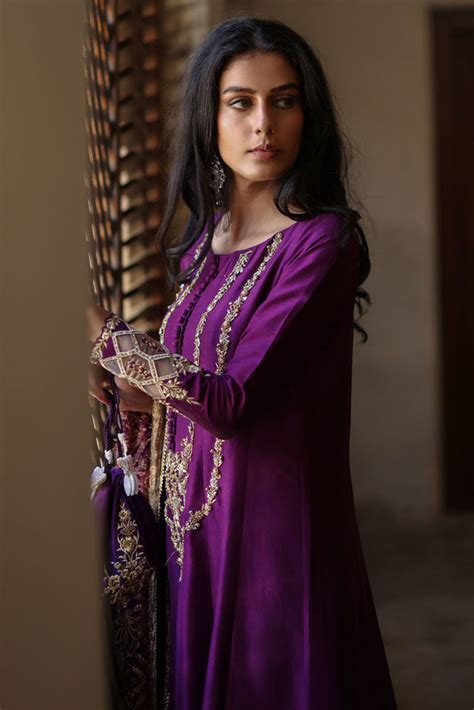 Luna 11 Rozina Munib