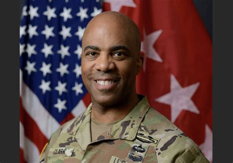 មេទ័ពជើងគោកអាម៉េរិកនឹងអញ្ជើញមកទស្សនកិច្ចនៅកម្ពុជាស្អែកនេះ សុីសុីថាមស៍