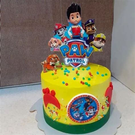 خرید و قیمت کیک تولد خانگی با تم سگهای نگهبان با فوندانت و چاپ غیر