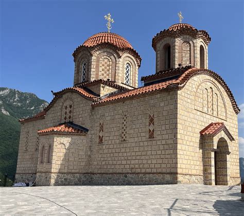 Програма за осветувањето на Сечесниот Храм на Пресвета Богородица во с Ростуше Ohrid1