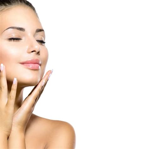 Cinco Ejercicios Faciales Para Tonificar El Rostro Y El Cuello Infobae