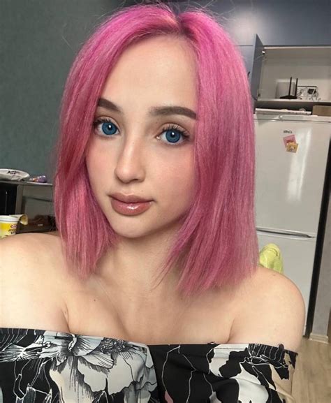 This Egirl Needs Someone To Play With R Egirls