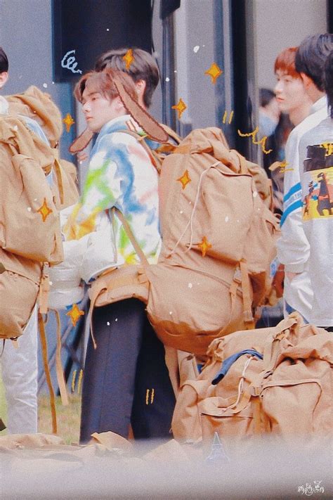 Ghim của Piinn trên Nine