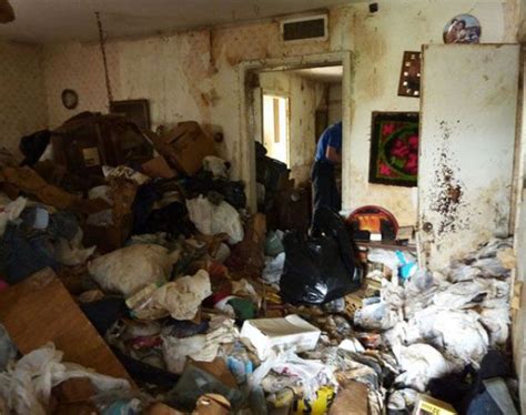 Wretched And Filthy Living Conditions 29 Pics