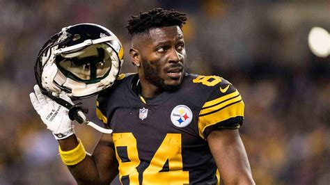 Antonio Brown Refusing To Pay Over 1 Million To Celebrity Jeweler For