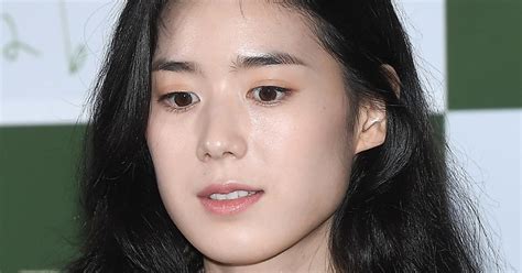 포토엔hd 정은채 독보적인 분위기