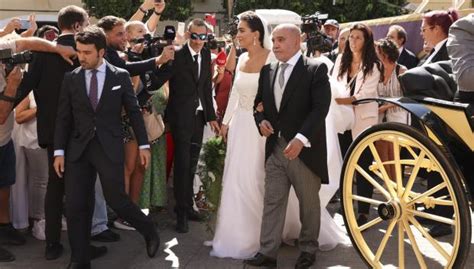Bárbara Mirjan Una Novia Discreta Y Elegante
