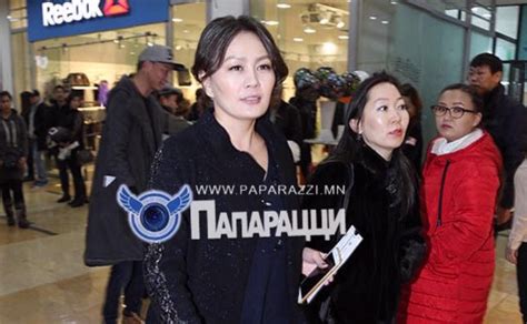 Эмэгтэй жүжигчид ийм л байх хэрэгтэй дээ