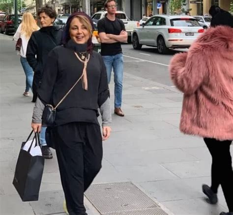 تیپ متفاوت و جنجالی بهنوش بختیاری در استرالیا عکس