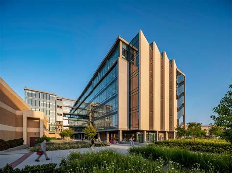 Interdisciplinary Science Engineering Building University Of California Irvine LMN Architects