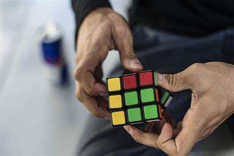 Rubiks Cube Technique For Beginners With Robert Yau