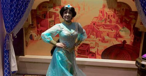 How Princess Jasmine Would Spend Her Day At Walt Disney World Disney
