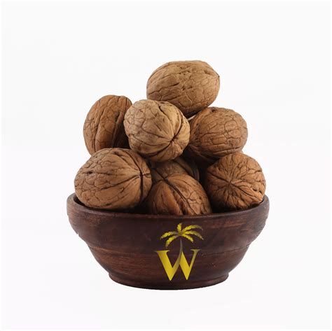 Walnut With Shell Winnerdatesandnuts