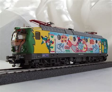 Roco H0 69582 E Lok Serie 1044 Confettiloc Der Öbb Catawiki