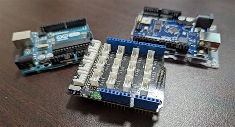 Arduino Uno Wifi Rev2 で Grove ベースシールドを取り付けて Led を光らせるメモ 1ft Seabass