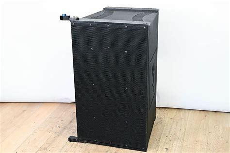Electro Voice EV XLC High Output Subwoofer Line Array Reverb