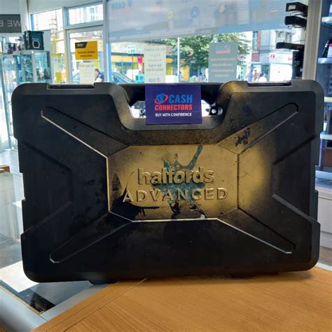 Pre Owned Halfords Advanced 150 Pc Socket And Spanner Set Own4less