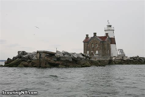 A Trip To Execution Rocks New Yorks Most Unusual Bandb Scouting Ny