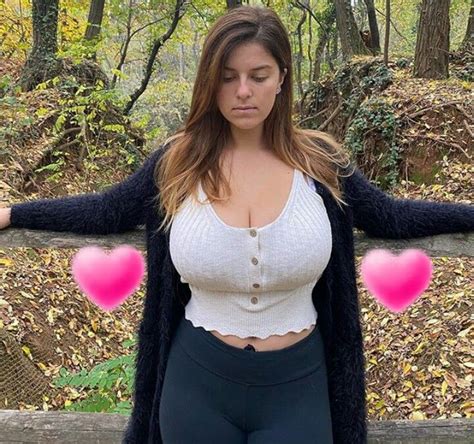 Pin By Tcjb On Mady Gio Curves Teacher